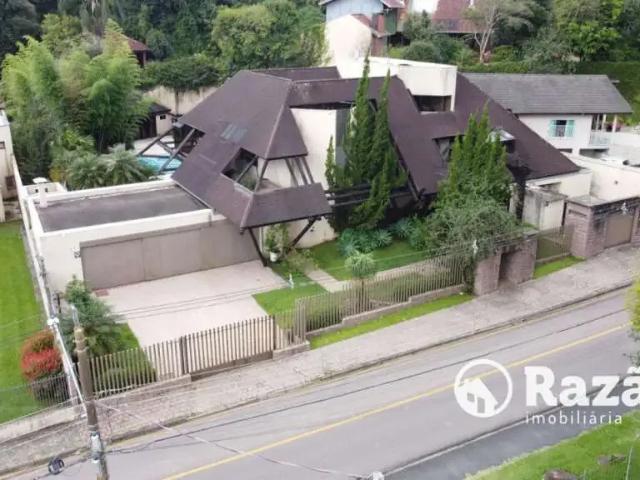 Casa / Sobrado para Venda em Curitiba/PR São Lourenço 5 Quartos