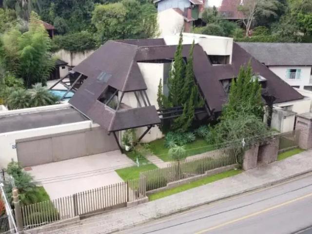 Casa / Sobrado para Venda em Curitiba/PR São Lourenço 5 Quartos