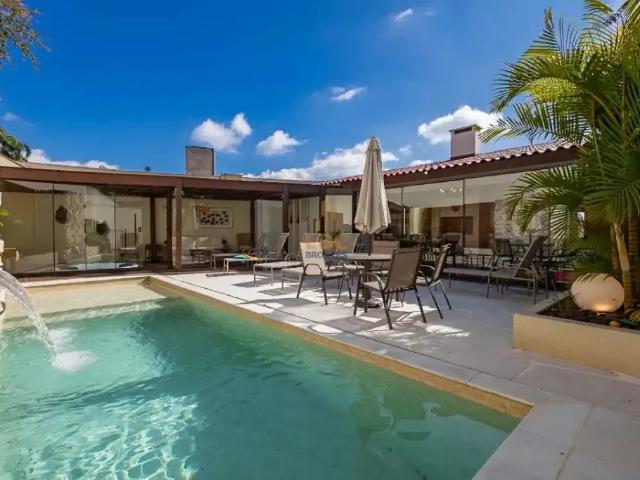 Casa / Sobrado para Venda em Curitiba/PR São Lourenço 3 Quartos