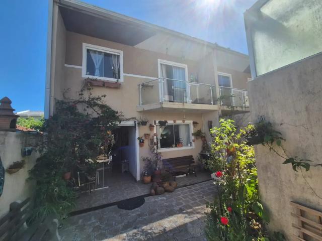 Casa / Sobrado para Venda em Curitiba/PR Santa Cândida 3 Quartos
