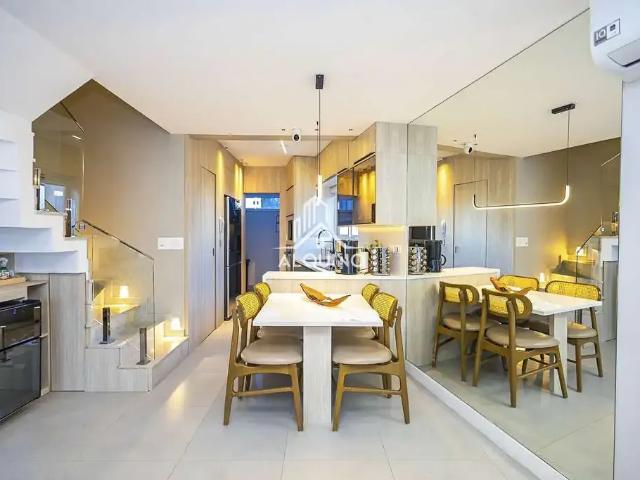Casa / Sobrado para Venda em Curitiba/PR Santa Cândida 2 Quartos