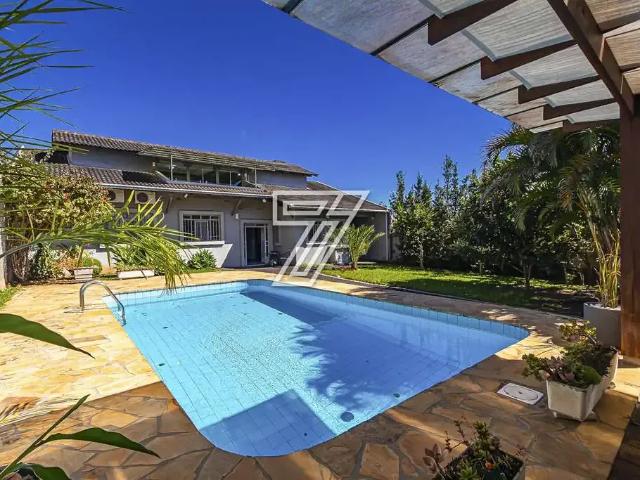 Casa / Sobrado para Venda em Curitiba/PR Santa Felicidade 3 Quartos