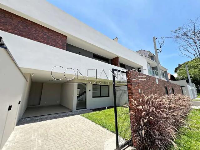 Casa / Sobrado para Venda em Curitiba/PR Santa Felicidade 3 Quartos