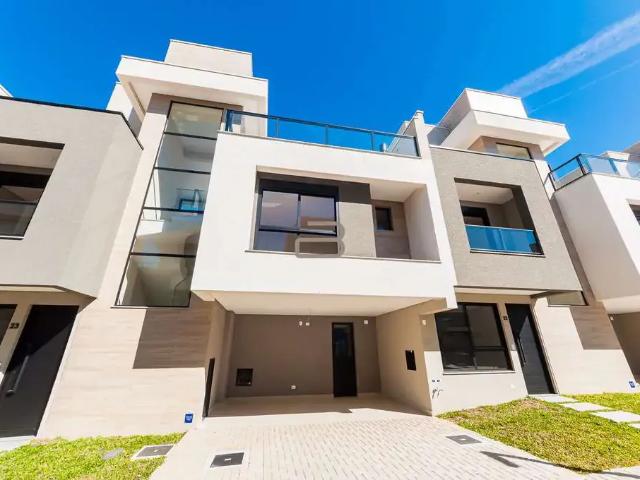 Casa / Sobrado para Venda em Curitiba/PR Santa Felicidade 3 Quartos