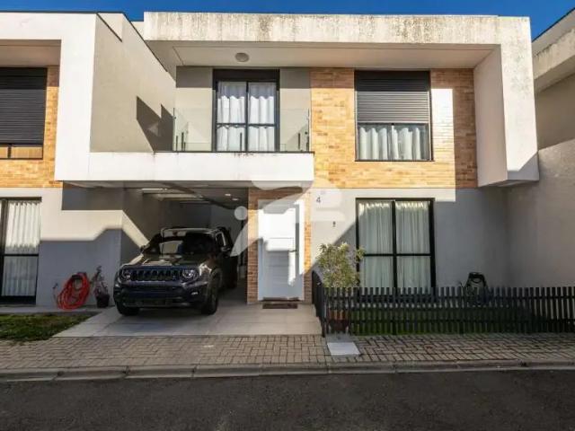 Casa / Sobrado para Venda em Curitiba/PR Santa Felicidade 3 Quartos