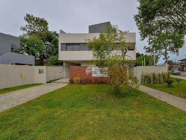 Casa / Sobrado para Venda em Curitiba/PR Santa Felicidade 3 Quartos