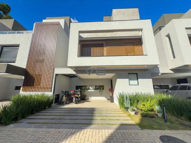Casa / Sobrado para Venda em Curitiba/PR Santa Felicidade 3 Quartos