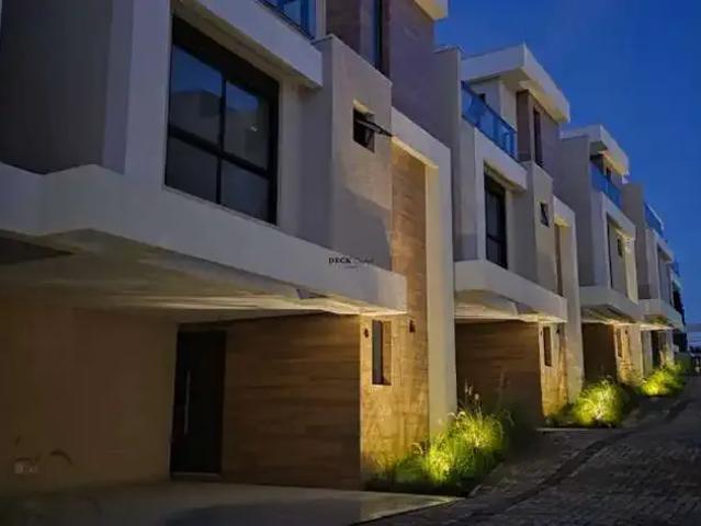 Casa / Sobrado para Venda em Curitiba/PR Santa Felicidade 3 Quartos