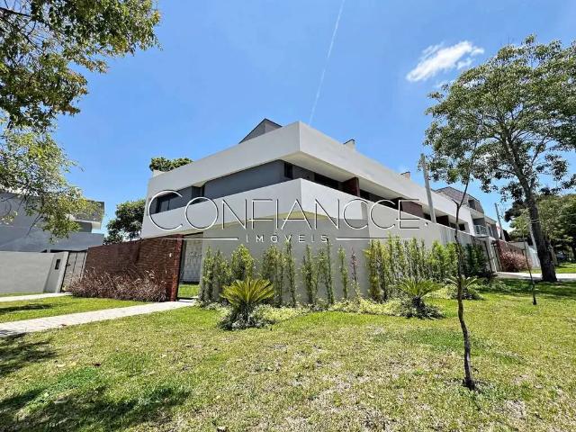 Casa / Sobrado para Venda em Curitiba/PR Santa Felicidade 3 Quartos