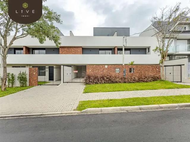 Casa / Sobrado para Venda em Curitiba/PR Santa Felicidade 3 Quartos