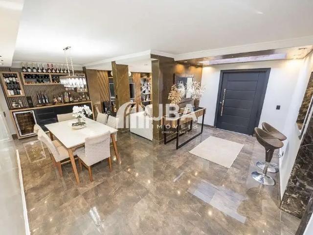 Casa / Sobrado para Venda em Curitiba/PR Santa Felicidade 4 Quartos