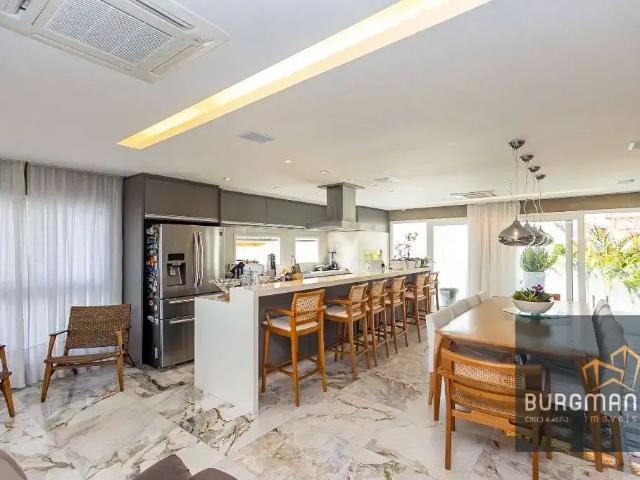 Casa / Sobrado para Venda em Curitiba/PR Santa Felicidade 4 Quartos