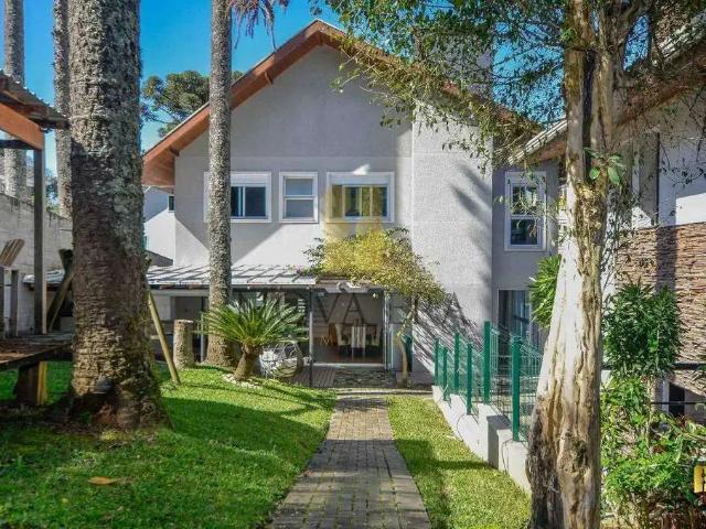 Casa / Sobrado para Venda em Curitiba/PR Santa Felicidade 4 Quartos