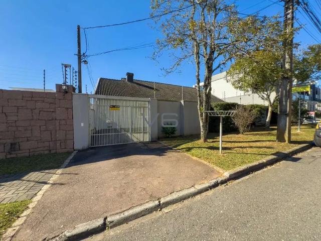 Casa / Sobrado para Venda em Curitiba/PR Santa Felicidade 4 Quartos