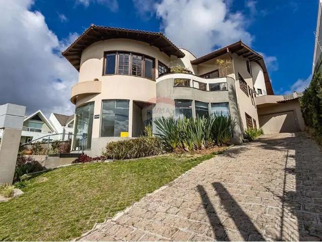 Casa / Sobrado para Venda em Curitiba/PR Santa Felicidade 5 Quartos