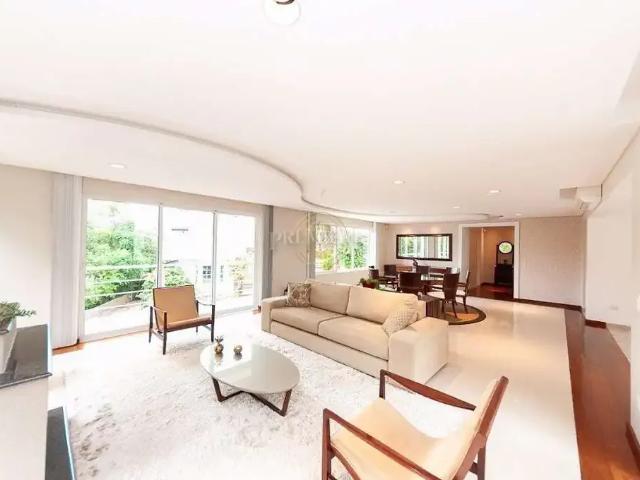Casa / Sobrado para Venda em Curitiba/PR Santa Felicidade 6 Quartos