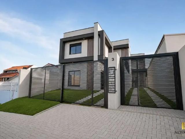 Casa / Sobrado para Venda em Curitiba/PR Santa Quitéria 3 Quartos