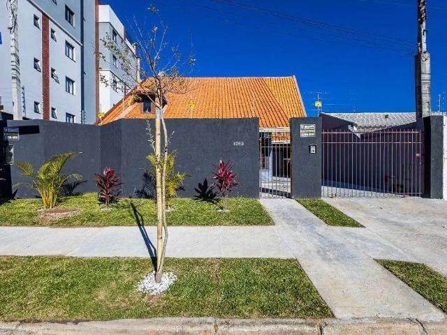 Casa / Sobrado para Venda em Curitiba/PR Santa Quitéria 3 Quartos
