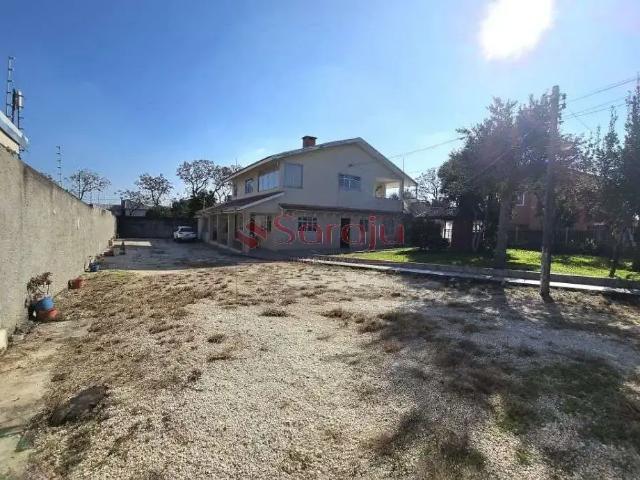 Casa / Sobrado para Venda em Curitiba/PR Santa Quitéria