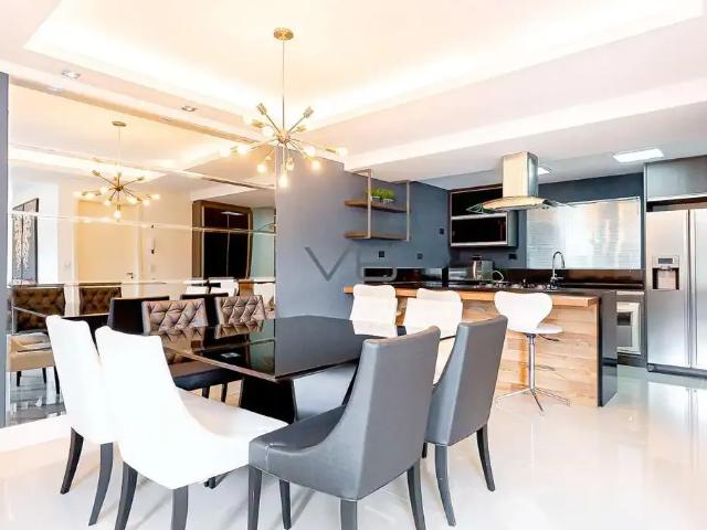 Casa / Sobrado para Venda em Curitiba/PR Santa Quitéria 4 Quartos
