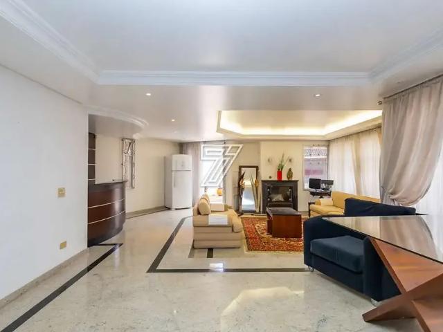 Casa / Sobrado para Venda em Curitiba/PR Santo Inácio 4 Quartos