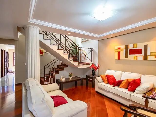 Casa / Sobrado para Venda em Curitiba/PR Santo Inácio 4 Quartos
