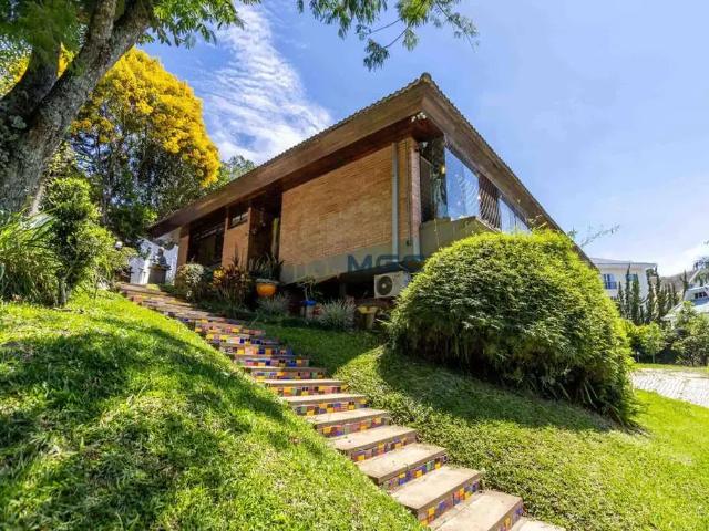 Casa / Sobrado para Venda em Curitiba/PR Santo Inácio 4 Quartos