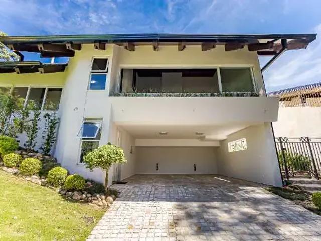 Casa / Sobrado para Venda em Curitiba/PR Santo Inácio 4 Quartos