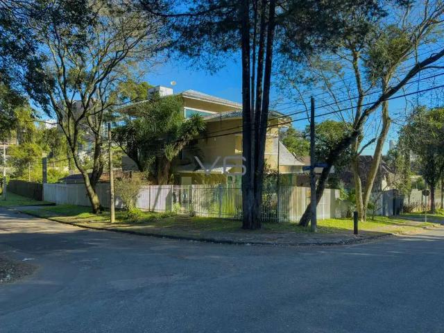 Casa / Sobrado para Venda em Curitiba/PR Santo Inácio 4 Quartos