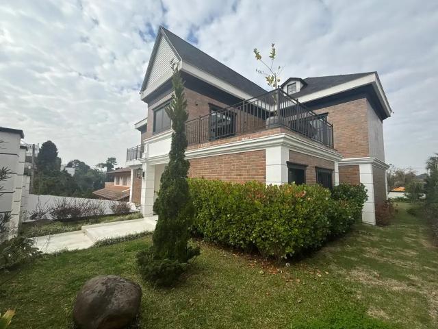 Casa / Sobrado para Venda em Curitiba/PR Santo Inácio