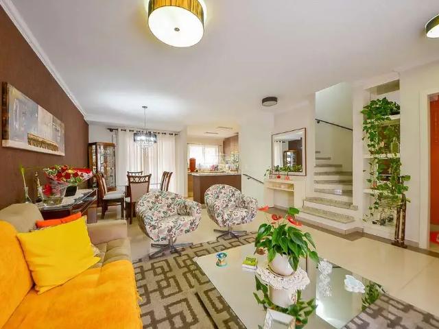Casa / Sobrado para Venda em Curitiba/PR Santo Inácio 3 Quartos
