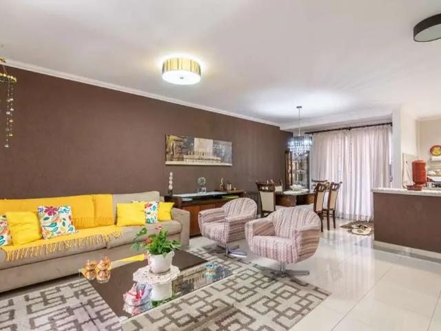 Casa / Sobrado para Venda em Curitiba/PR Santo Inácio 3 Quartos