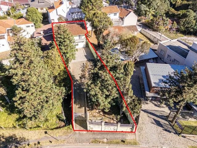 Casa / Sobrado para Venda em Curitiba/PR Santo Inácio 3 Quartos