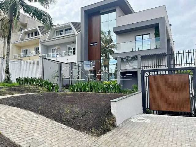 Casa / Sobrado para Venda em Curitiba/PR Santo Inácio 3 Quartos