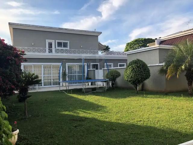 Casa / Sobrado para Venda em Curitiba/PR Seminário 4 Quartos