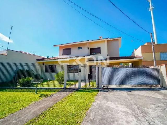 Casa / Sobrado para Venda em Curitiba/PR Seminário 5 Quartos