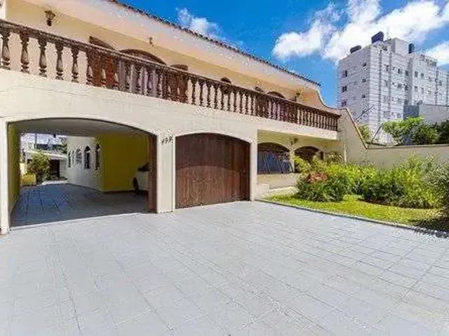 Casa / Sobrado para Venda em Curitiba/PR Seminário 5 Quartos