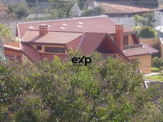 Casa / Sobrado para Venda em Curitiba/PR Seminário 5 Quartos