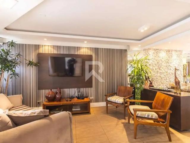 Casa / Sobrado para Venda em Curitiba/PR Seminário 3 Quartos