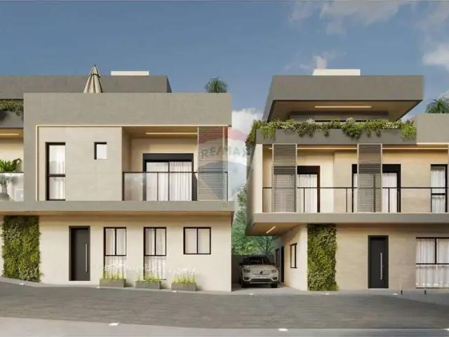 Casa / Sobrado para Venda em Curitiba/PR Seminário 3 Quartos