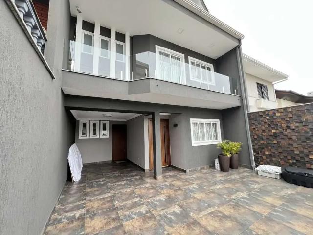 Casa / Sobrado para Venda em Curitiba/PR Tarumã 3 Quartos