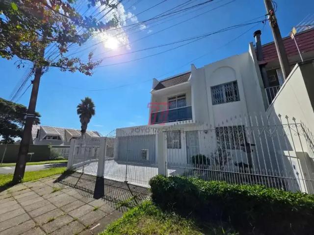 Casa / Sobrado para Venda em Curitiba/PR Tarumã 3 Quartos
