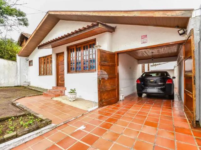 Casa / Sobrado para Venda em Curitiba/PR Tarumã 3 Quartos