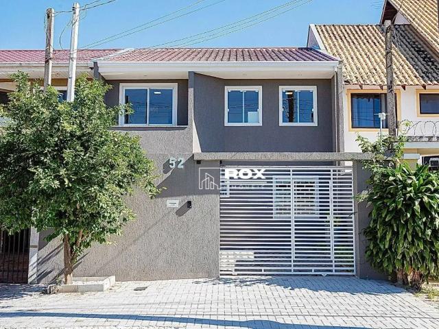 Casa / Sobrado para Venda em Curitiba/PR Tarumã 4 Quartos
