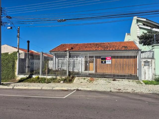 Casa / Sobrado para Venda em Curitiba/PR Tarumã 4 Quartos
