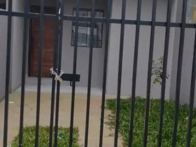 Casa / Sobrado para Venda em Curitiba/PR Tatuquara 2 Quartos