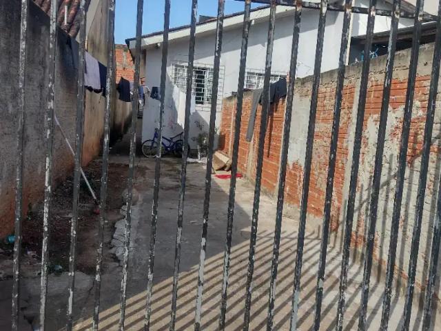 Casa / Sobrado para Venda em Curitiba/PR Tatuquara 2 Quartos
