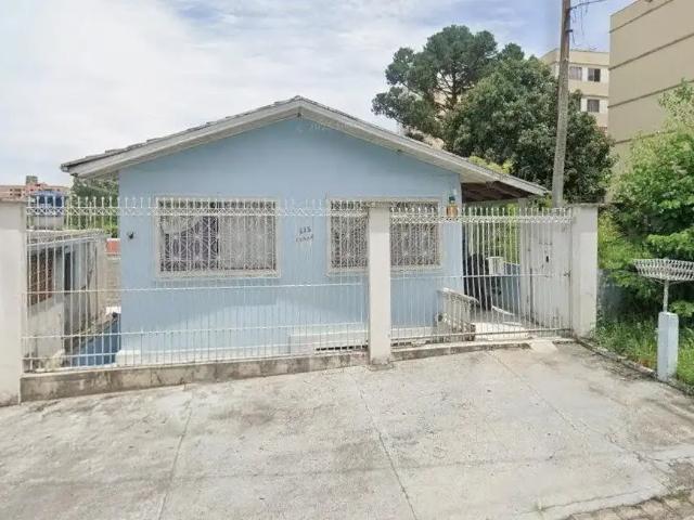 Casa / Sobrado para Venda em Curitiba/PR Tingui 4 Quartos
