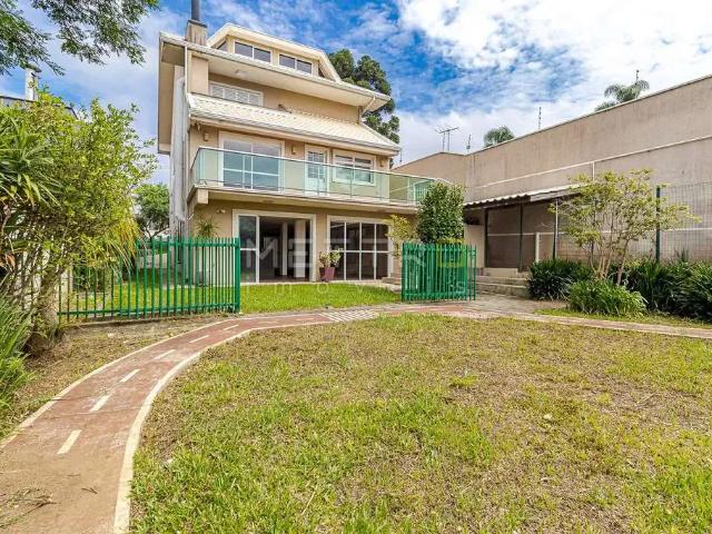 Casa / Sobrado para Venda em Curitiba/PR Tingui 4 Quartos