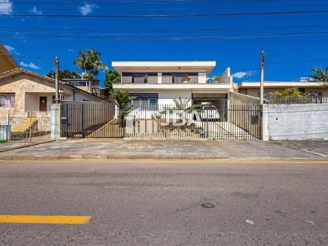 Casa / Sobrado para Venda em Curitiba/PR Tingui 5 Quartos